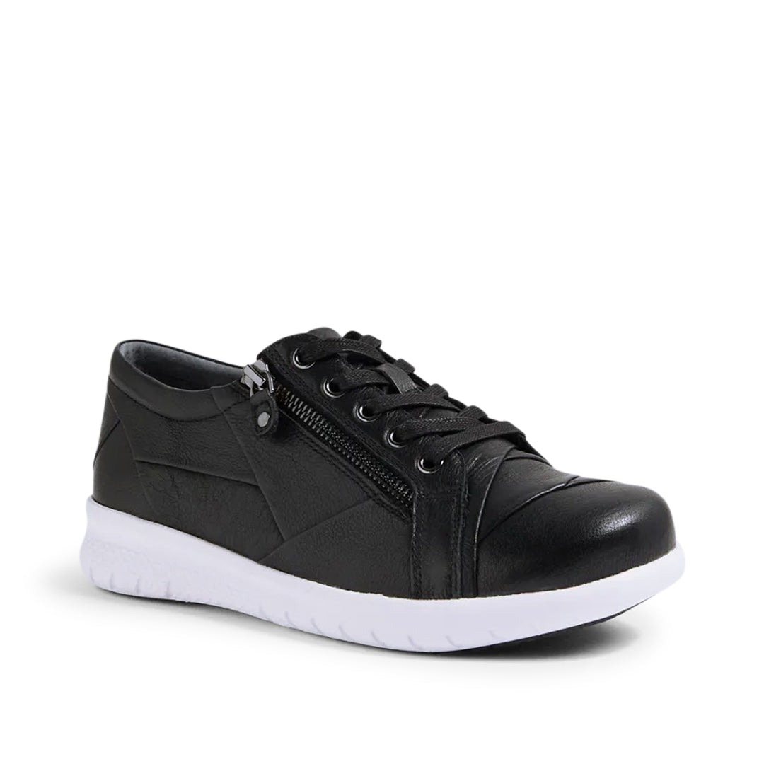 Supa XF Black/White – House of Florian